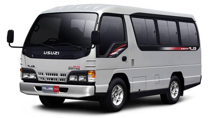 Sewa Mobil Bali Isuzu Elf Berkapasitas Lebih Besar